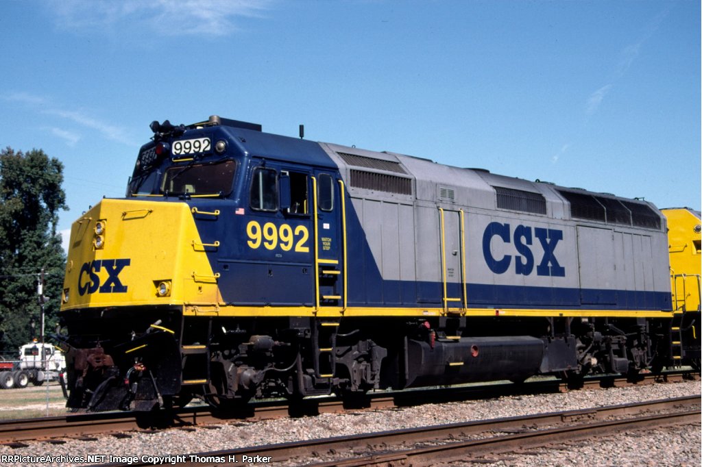 CSXT 9992 FE7A (F40PH)
